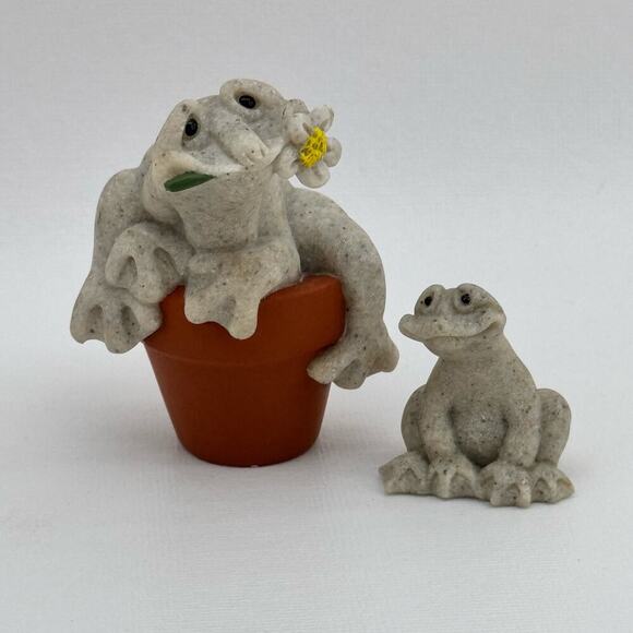 Quarry Critters | Accents | Quarry Critters Fandango Figurine Frog In Planter Set Of 2 | Poshmark